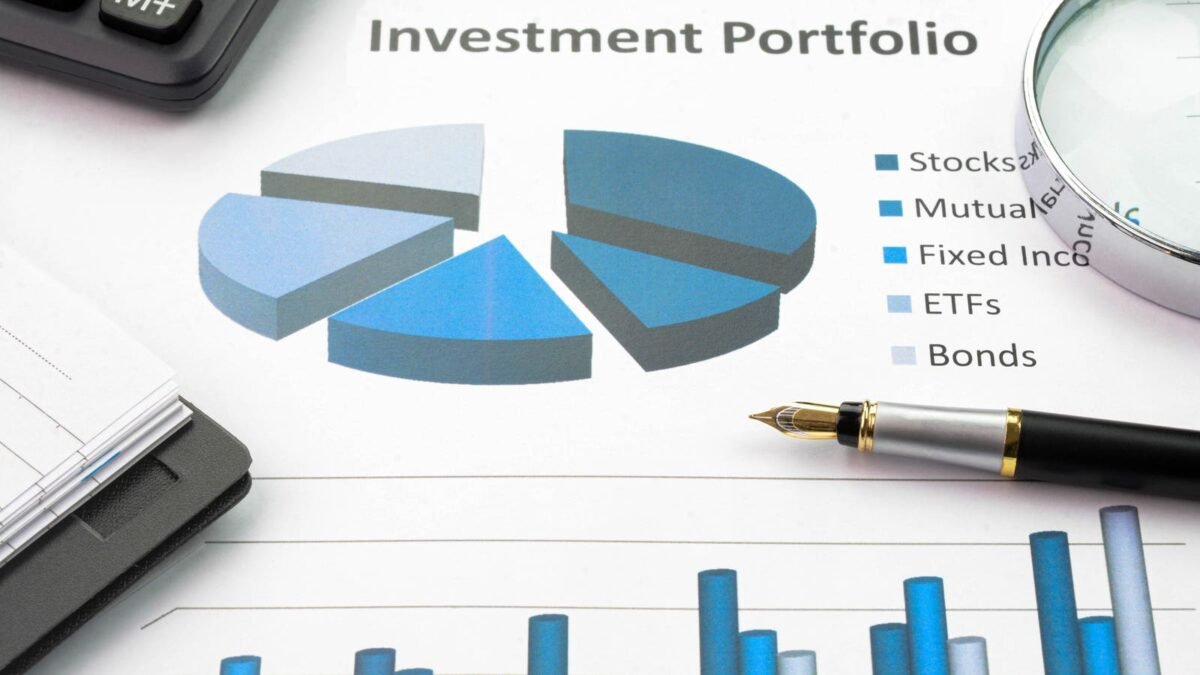 How To Build An Investment Portfolio For Retirement | EconLearner